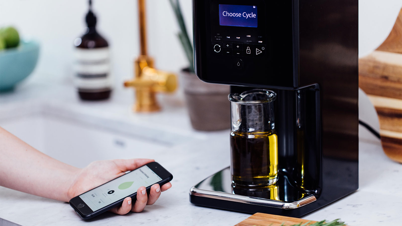 Infuse Oils With The Touch Of A Button - IMBOLDN