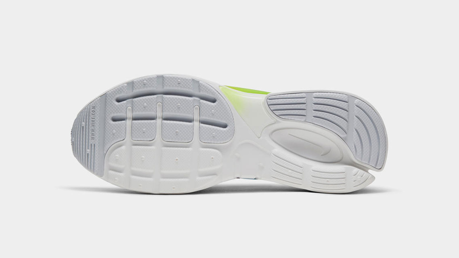 Nike Releases A Nostalgic New Style - IMBOLDN