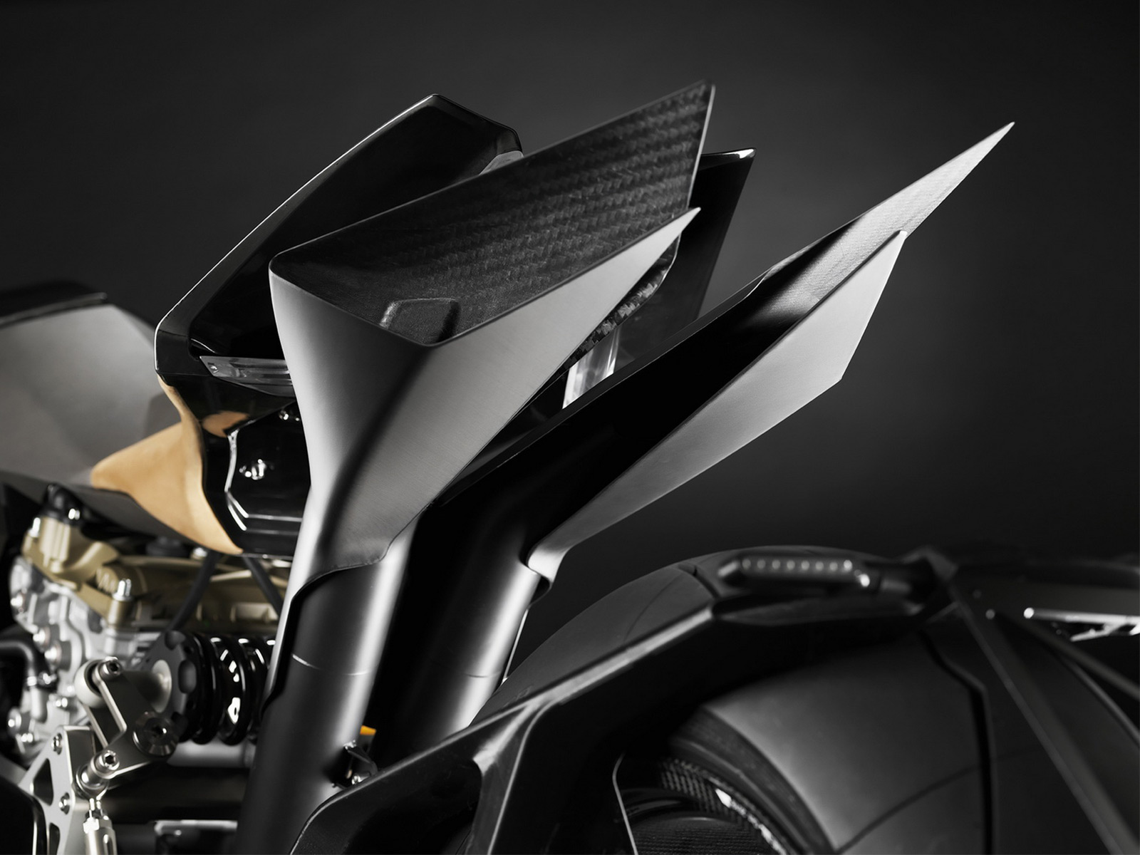 The Vyrus Alyen 988 Is An Extravagant New Superbike - IMBOLDN