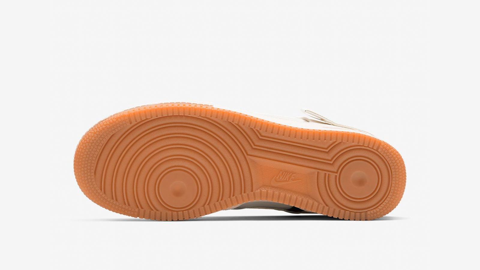 A New Addition To Nike’s Conceptual N. 354 Line - IMBOLDN