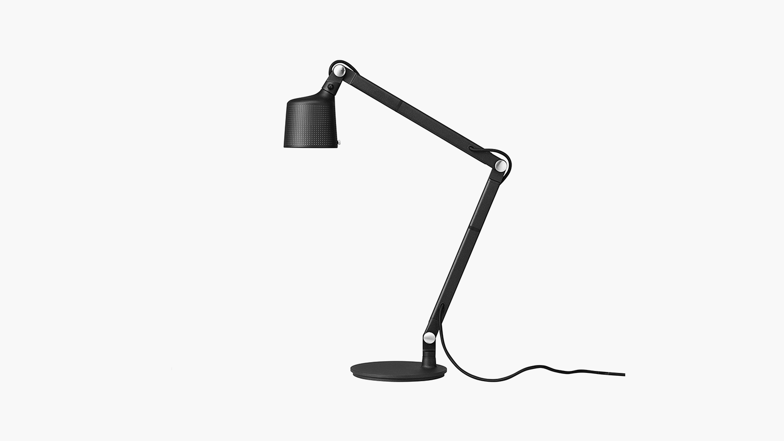 The Vipp Desk Lamp Is Perfect For Your Home Office - IMBOLDN