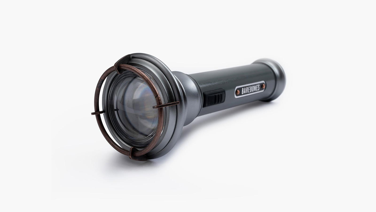 This Barebones Flashlight Offers Modern Technology With Vintage Charm ...