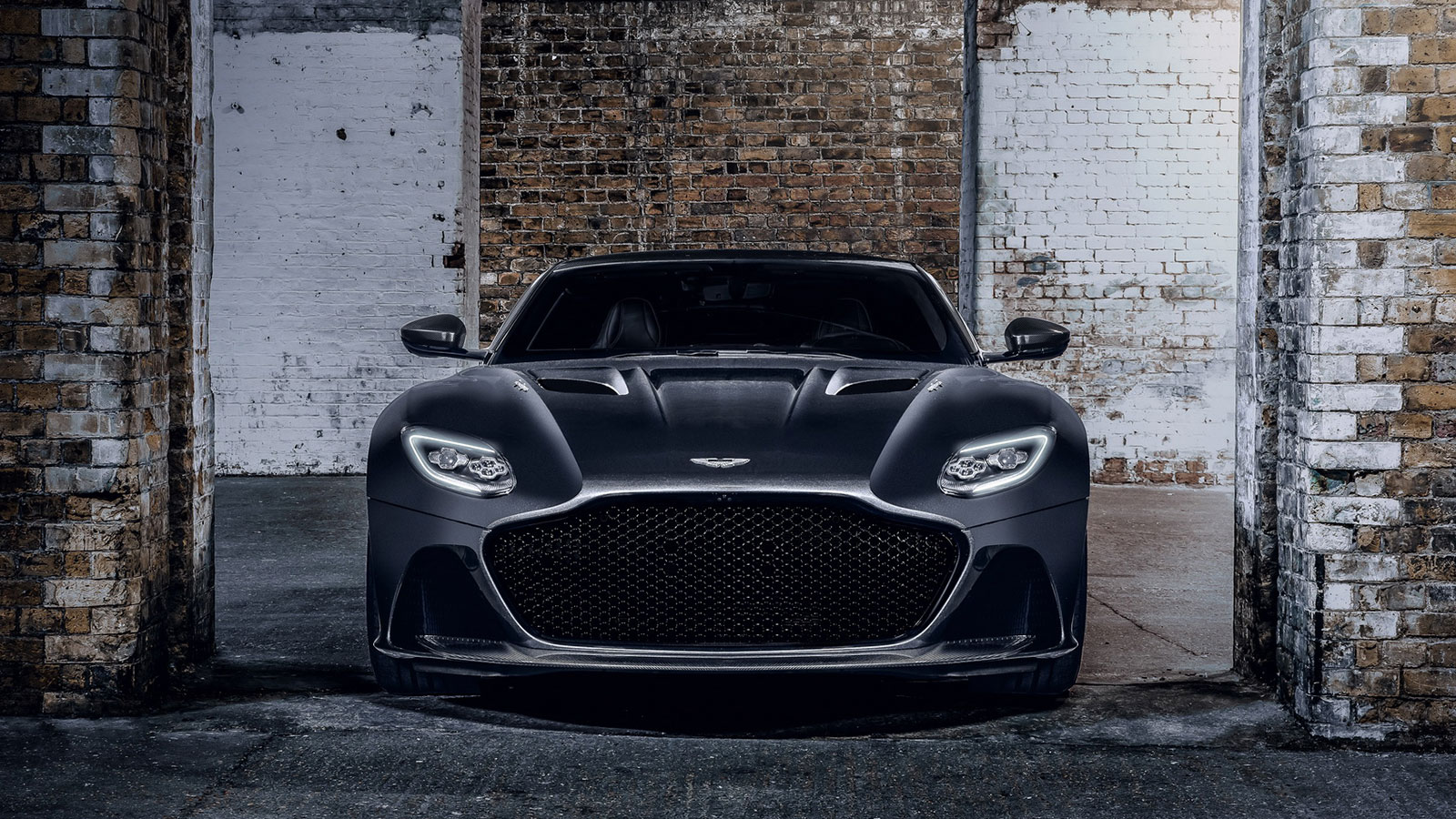 Aston Martin Creates 007 Editions For The 2021 Vantage And DBS ...