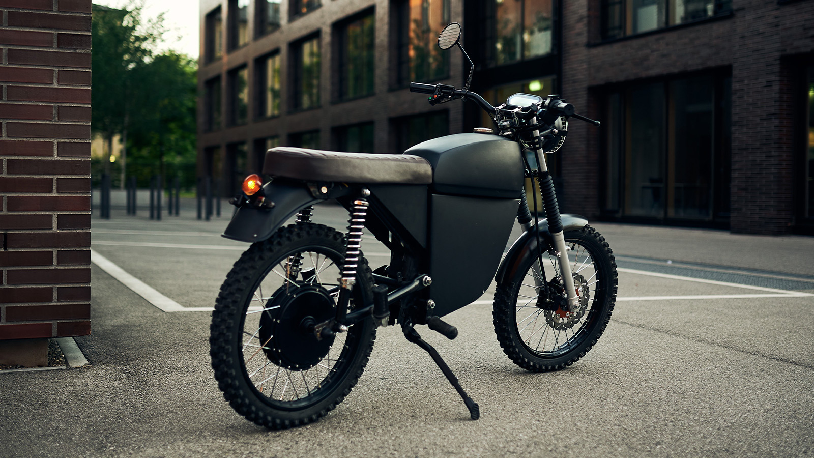 This Modern Electric-Motorbike Is Designed To Look Like A Retro ‘70s ...