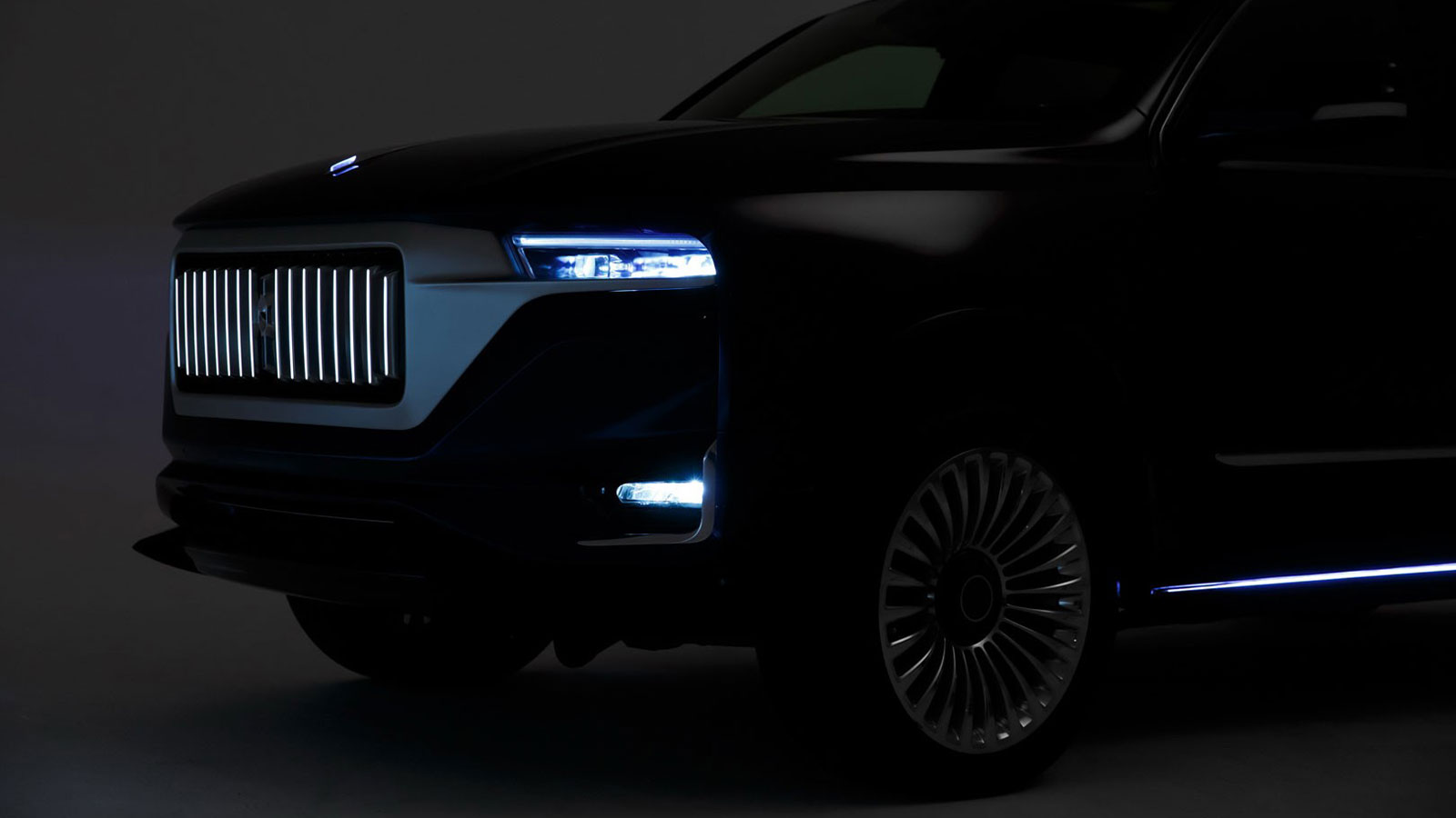 Aznom Palladium Is An Off-Road Capable Luxury Limousine Pickup Truck ...