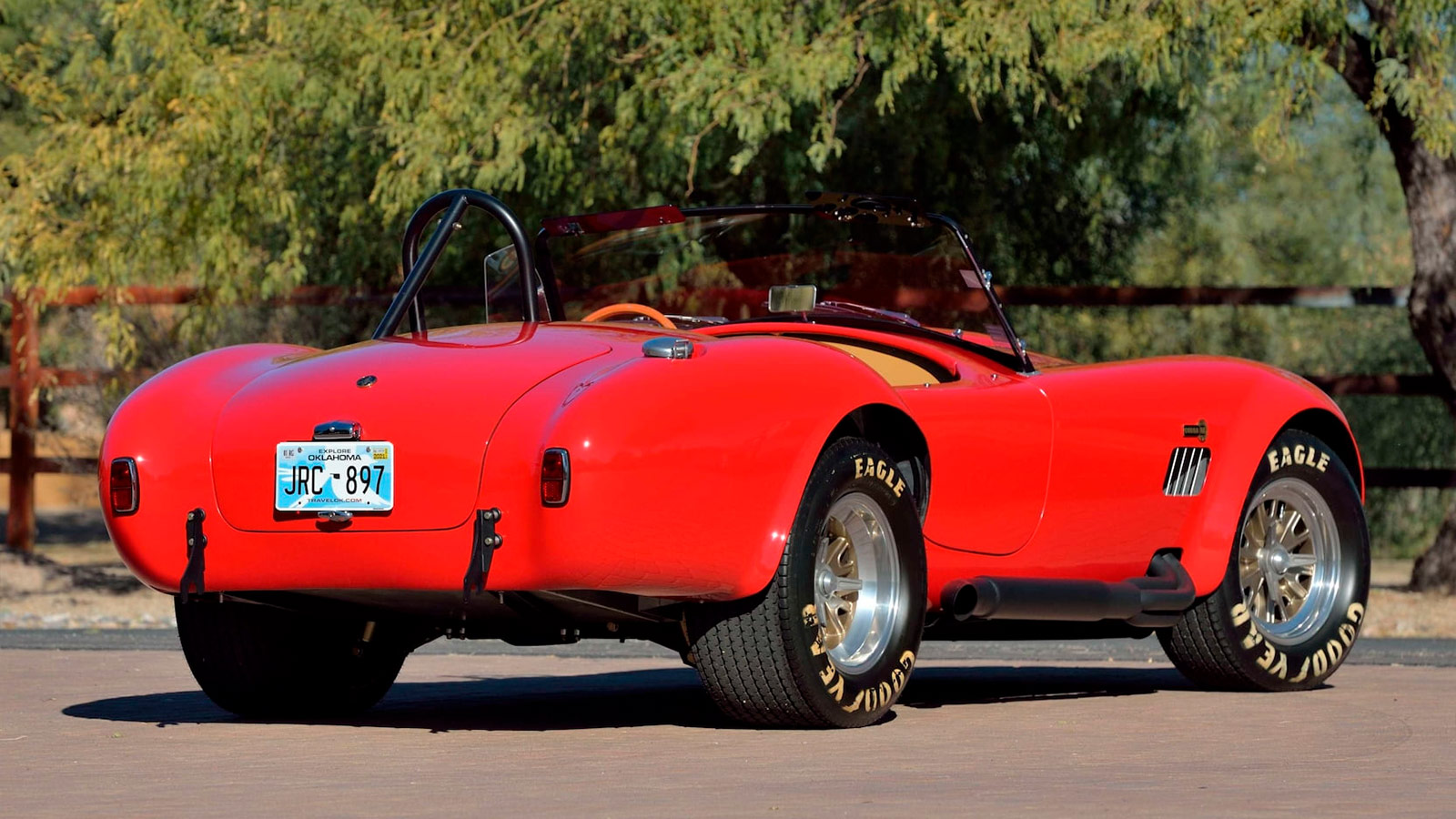1965 Shelby Cobra 427 FAM Edition Is A 550 HP Troll On Wheels - IMBOLDN