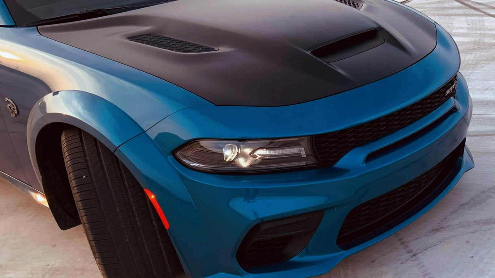 Domesticating A 797-HP Redeye Hellcat On The Backroads Of Texas - IMBOLDN