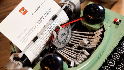 Presenting LEGO Ideas 2,079-Piece Vintage Typewriter Set - IMBOLDN