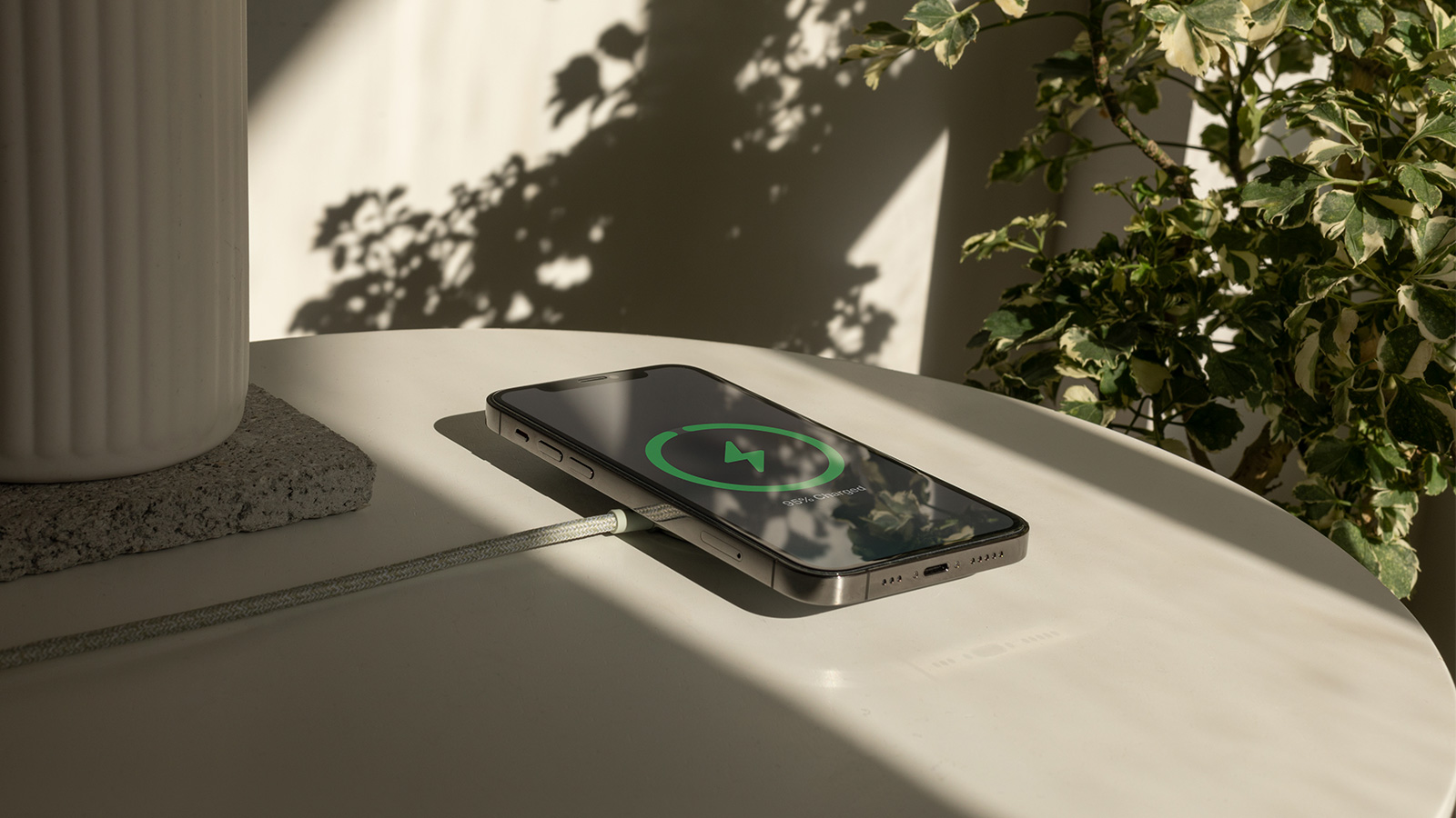 Native Union Introduces The Snap Magnetic Wireless Charger - IMBOLDN