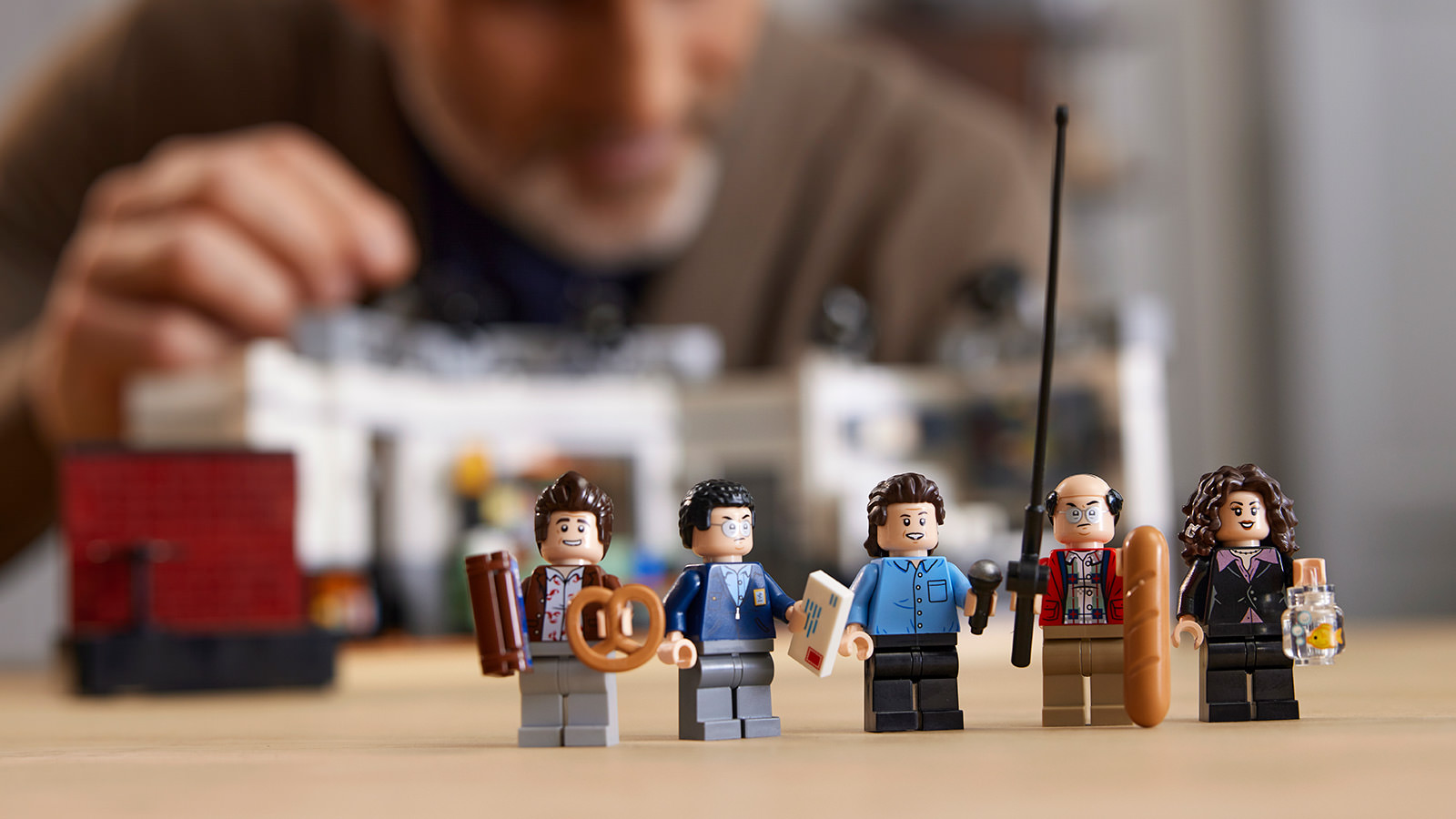Marking The Sitcom’s 32nd Anniversary, LEGO To Release The Seinfeld Set ...