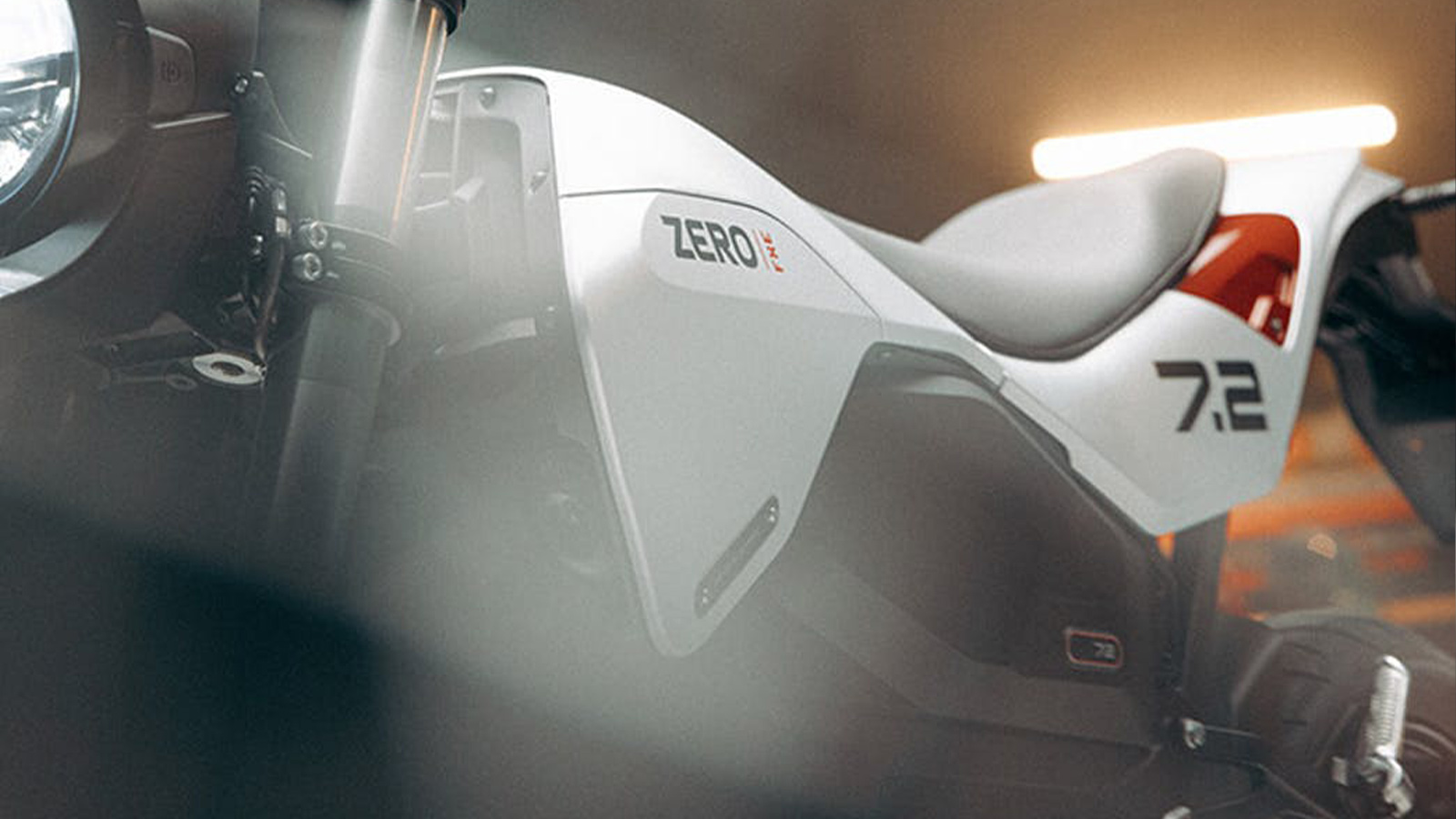 New Zero FXE Electric Motorcycle Achieves 100 Miles Of Range In The ...