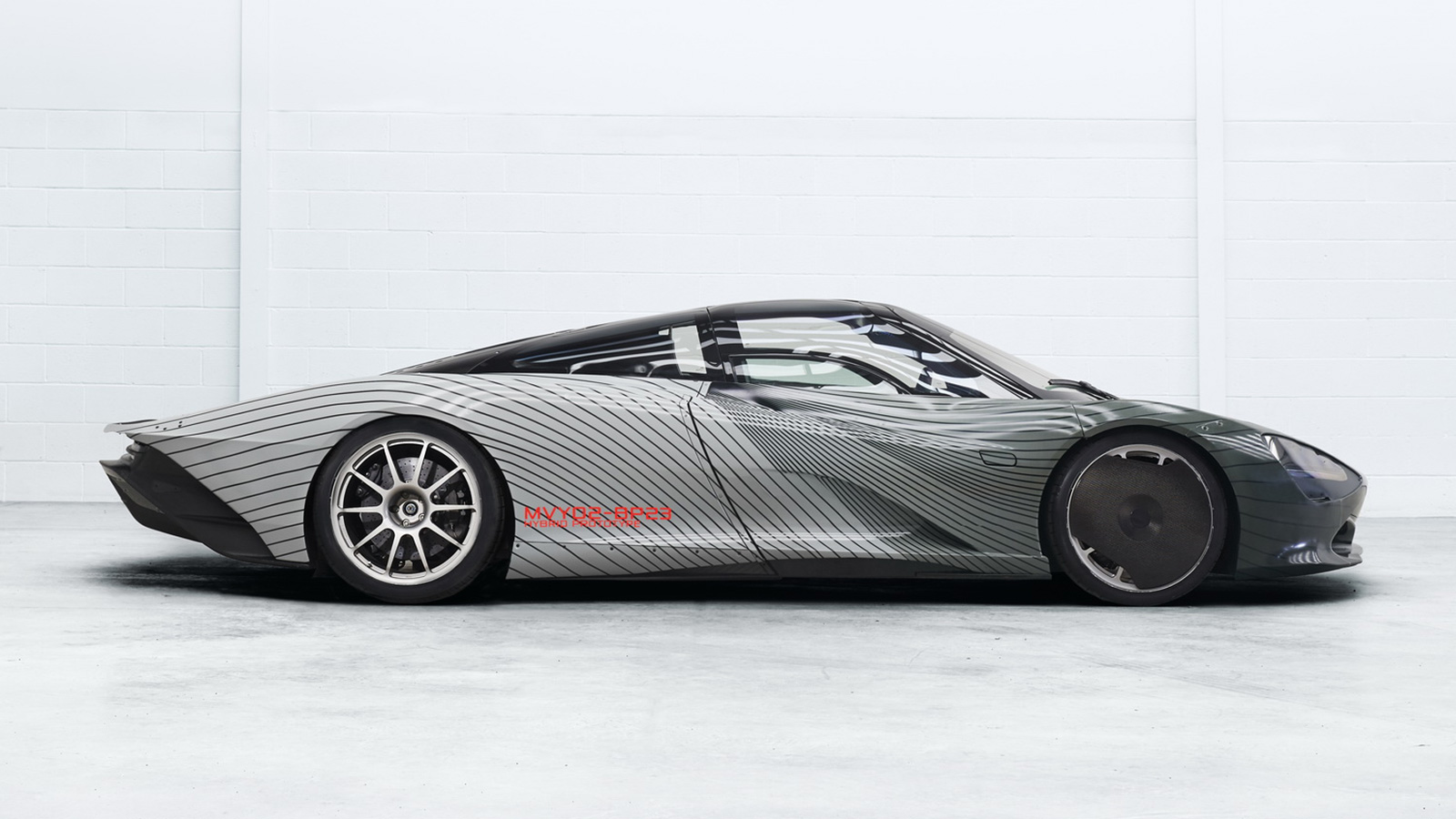 The McLaren Speedtail Albert is a Factory Custom Paint Job that Took 12 ...