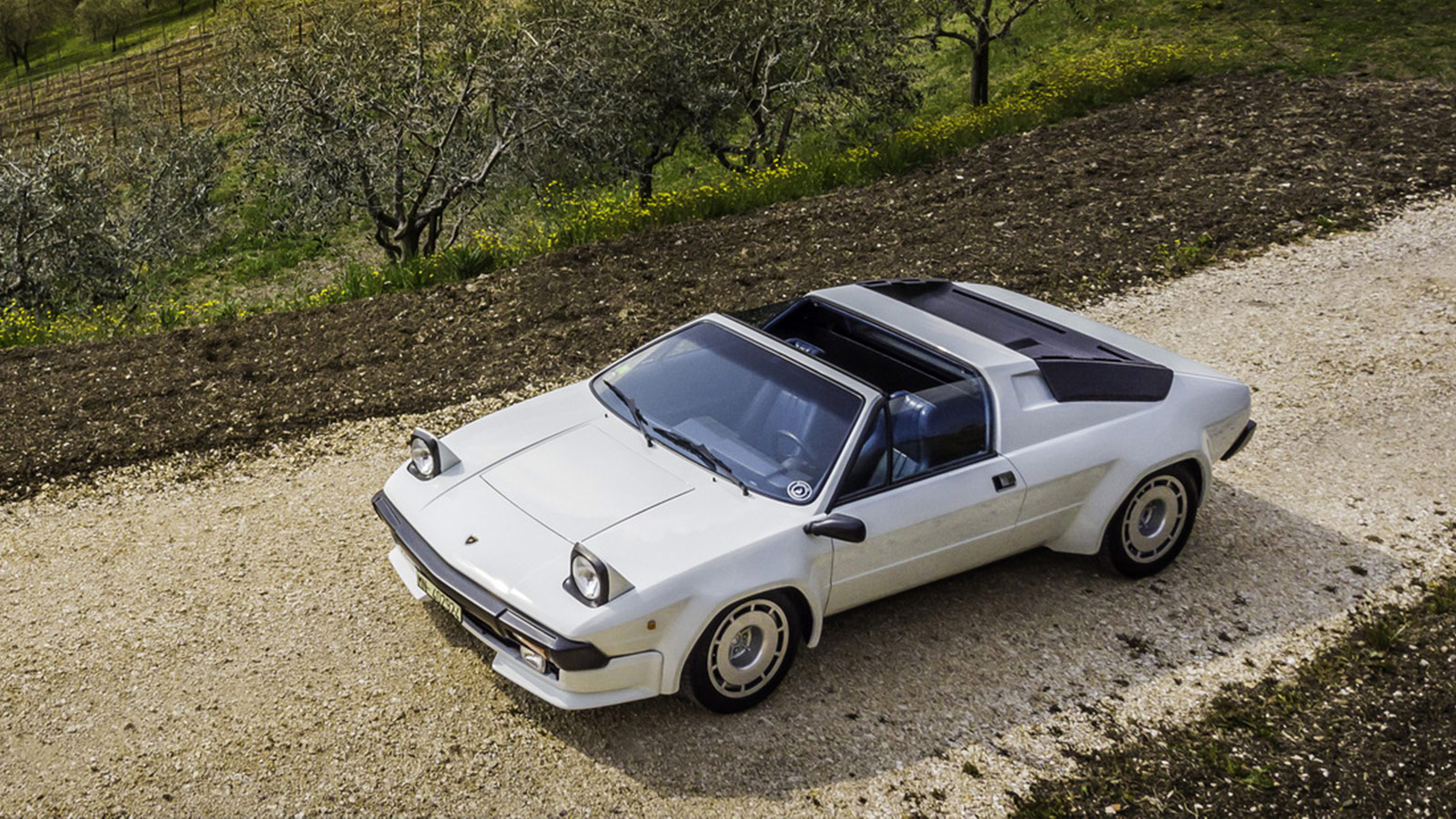The Lamborghini Jalpa Turns 40 Years Old And Is Still The Last V8 Lambo ...