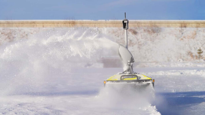 Snowbot S1: Your Own Personal Snow-Blowing Robot - IMBOLDN