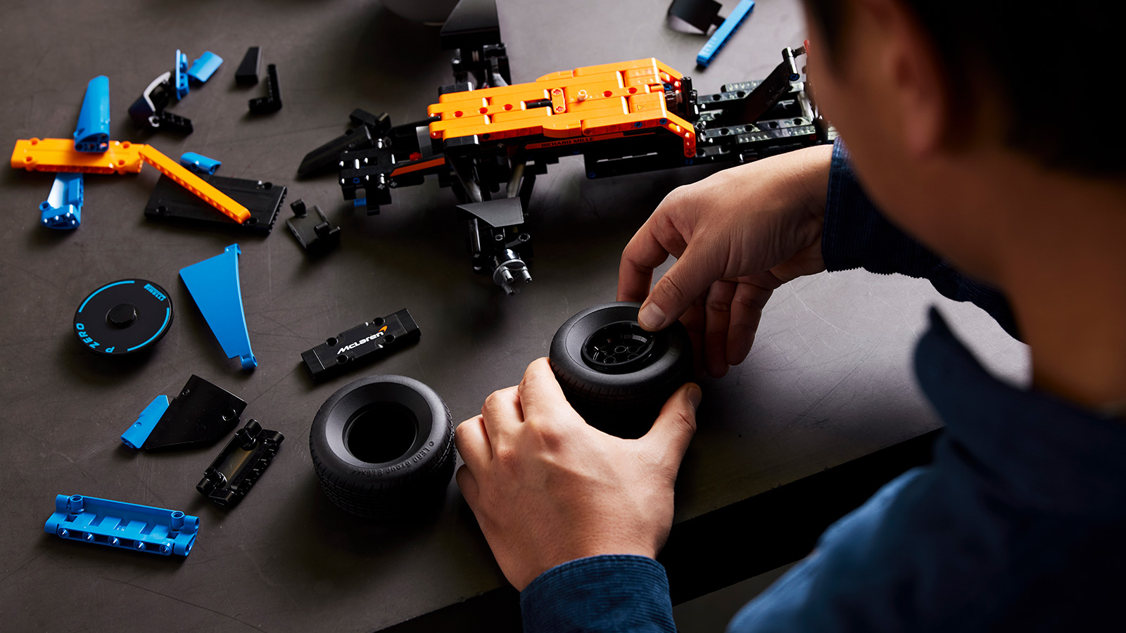LEGO Technic And McLaren Team Up To Design The McLaren Formula 1 Race ...