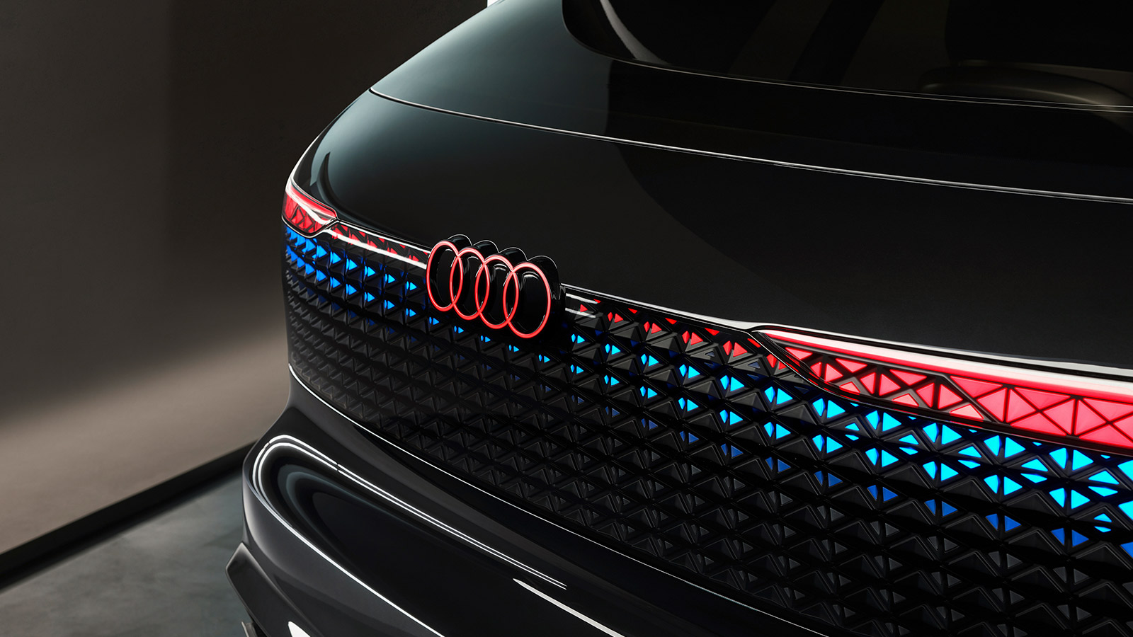 Audi urbanspace concept Is A Slicked Back Minivan With 396-HP And Level ...