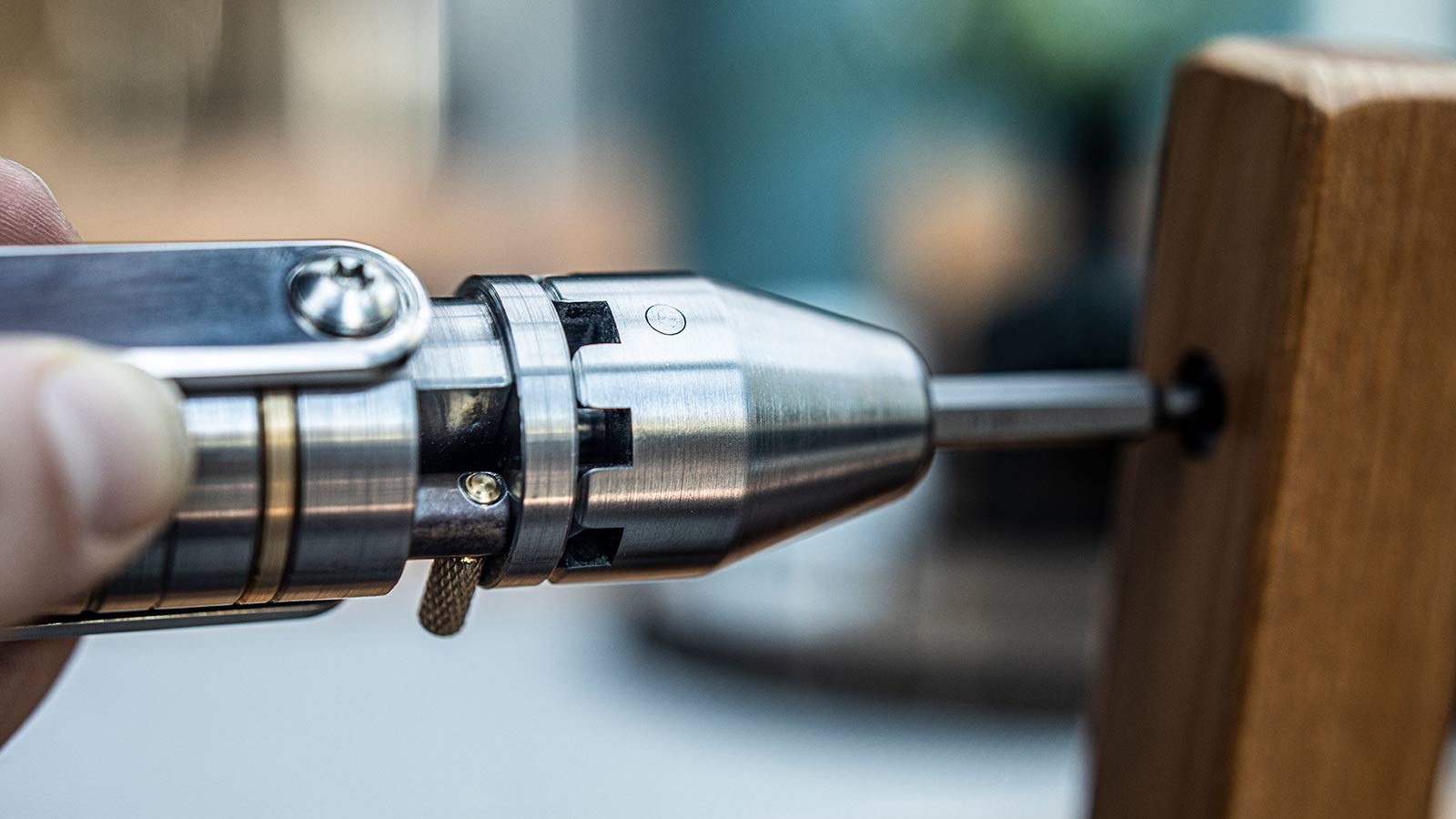 The MetMo Driver: An Inventive Take On A Classic Tool - IMBOLDN