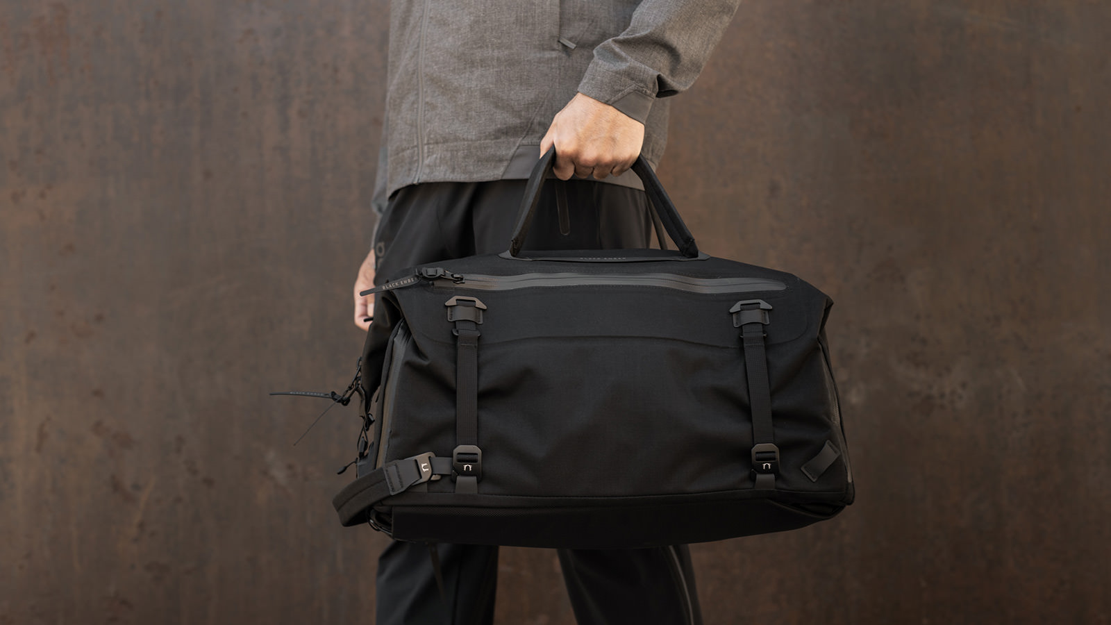 Black Ember Debuts The Dex Modular Duffel Packs - IMBOLDN