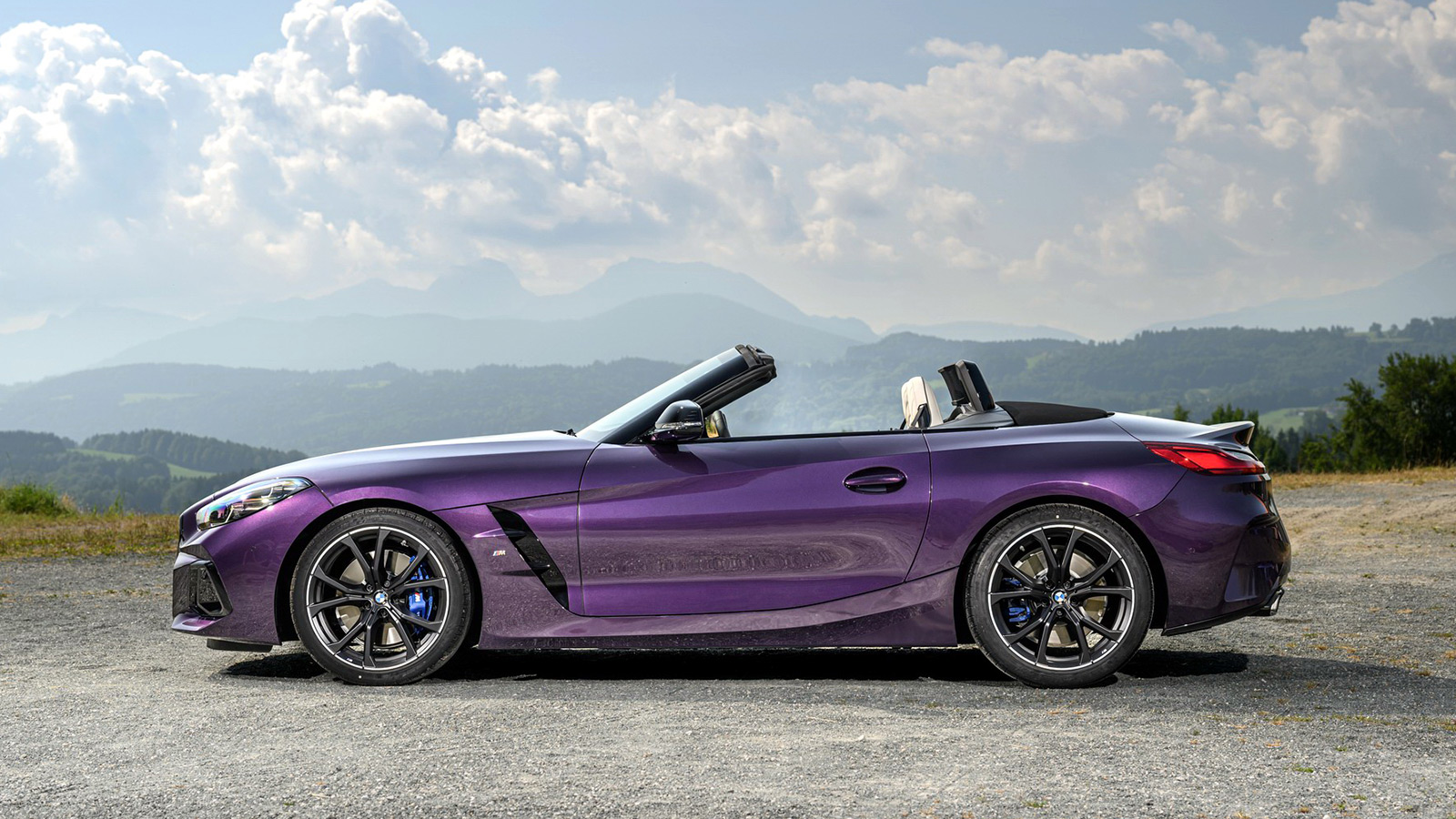 2023 BMW Z4 Gets A Modest Facelift And Thundernight Metallic Color ...