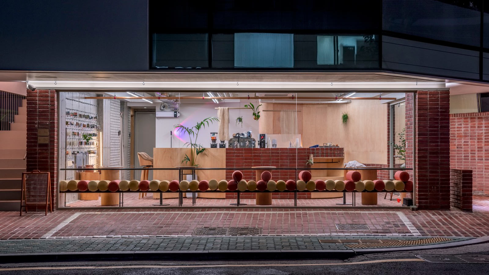Seoul-Based OHOO Architects Present Deungchon Ohgak Shop And House ...