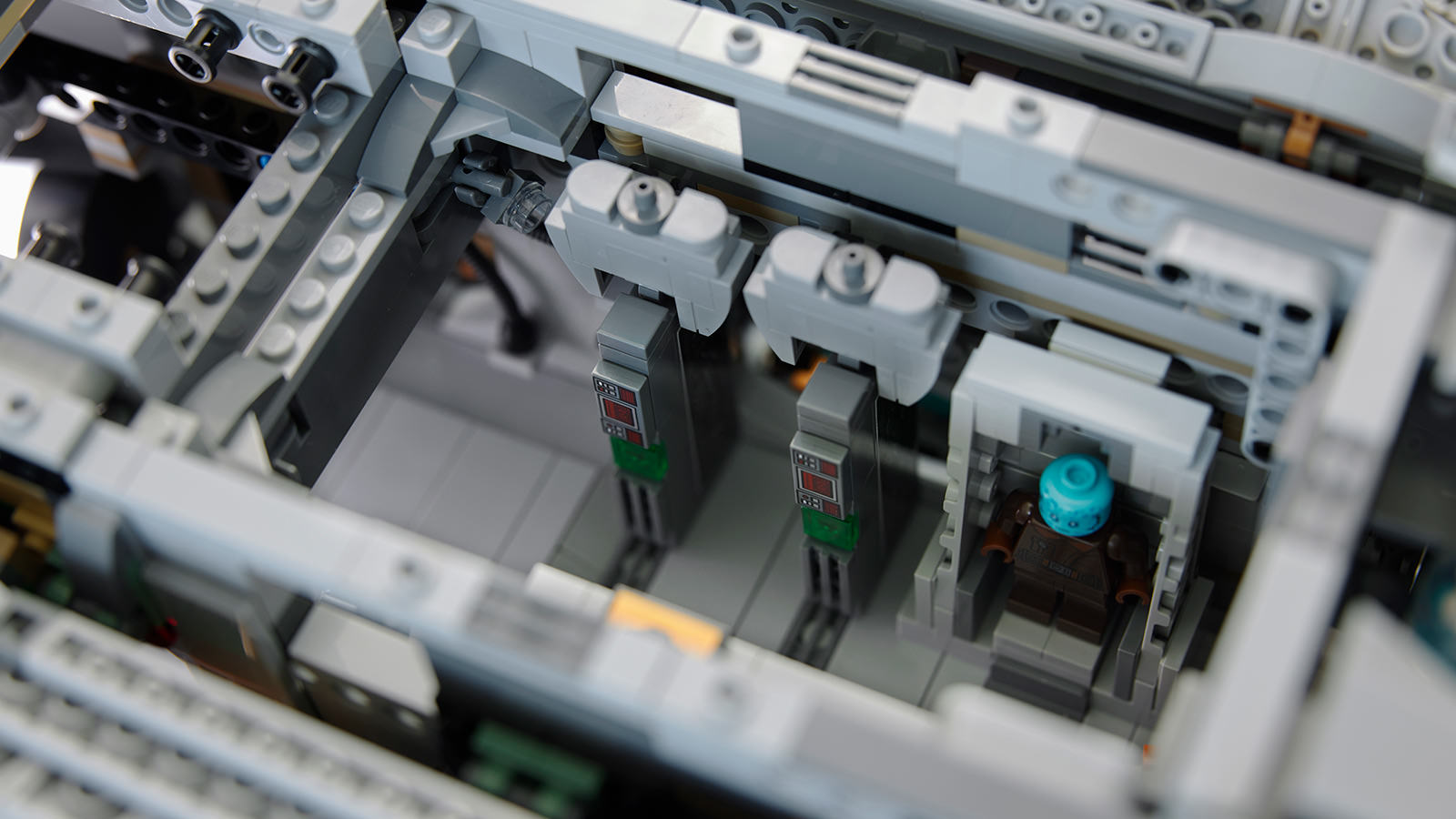 LEGO Launches The Star Wars The Mandalorian Razor Crest Set - IMBOLDN