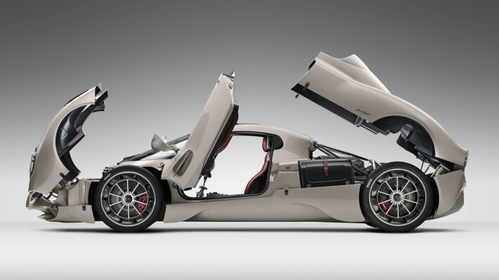 New Pagani Utopia Hypercar Keeps It Real With A V12 And Gated Manual ...