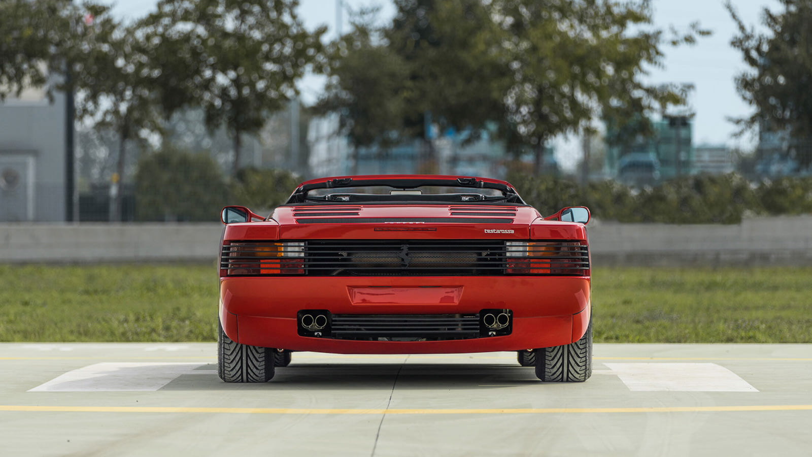 Rare 1990 Ferrari Testarossa Spider With Less Than 300 Miles Is Heading ...