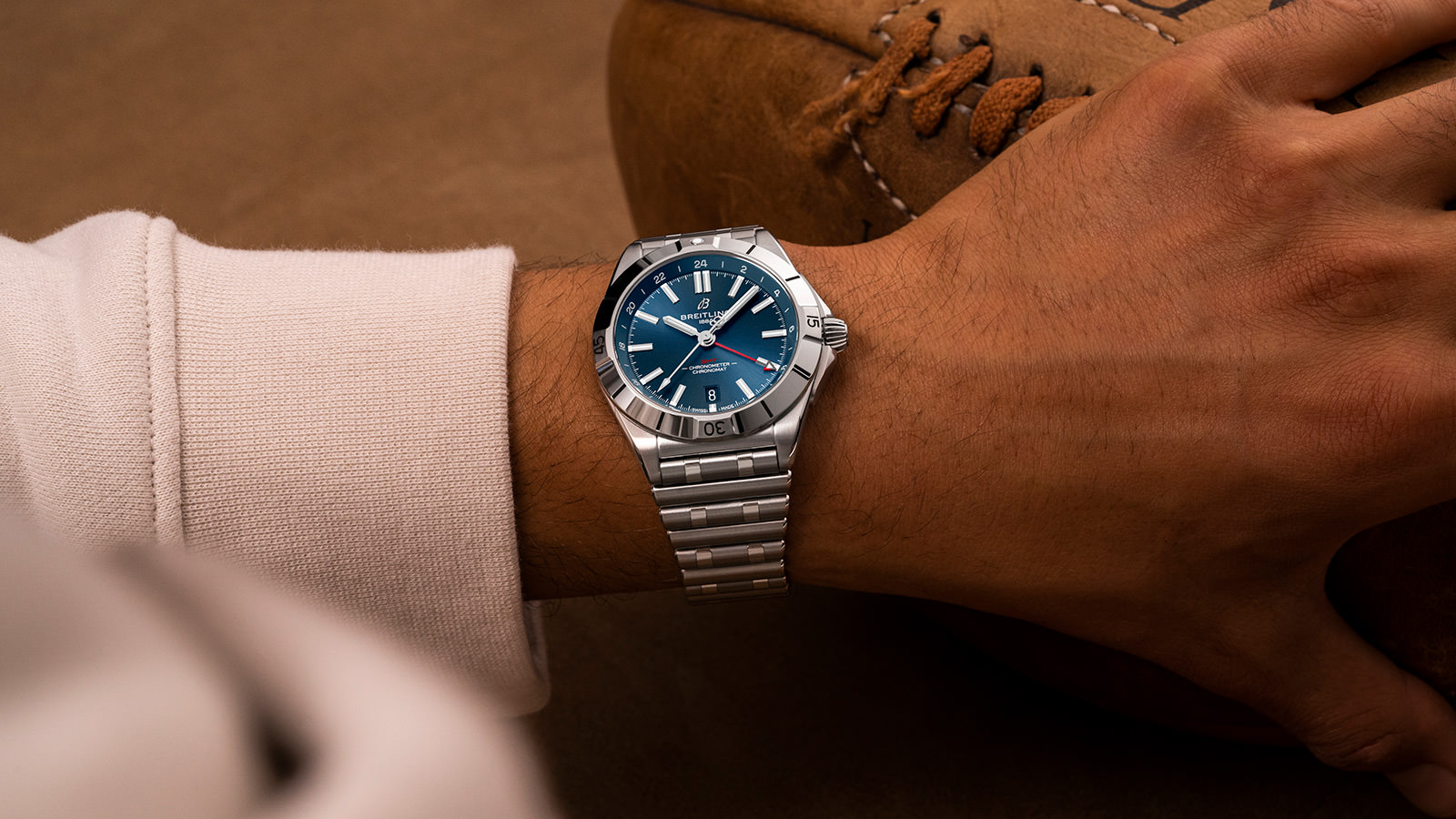 Breitling Drops Its New Chronomat Automatic GMT 40 - IMBOLDN