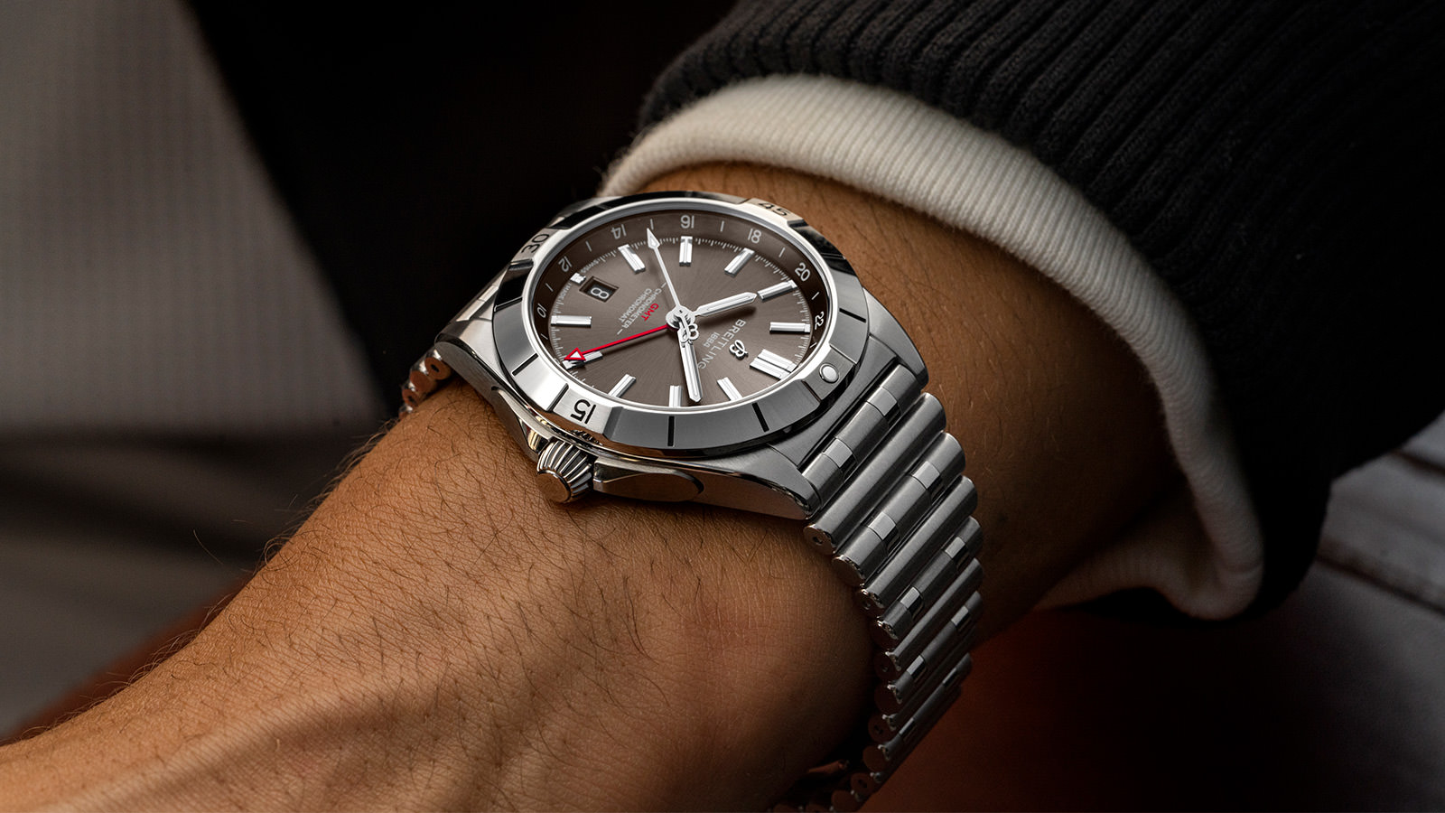 Breitling Drops Its New Chronomat Automatic GMT 40 - IMBOLDN