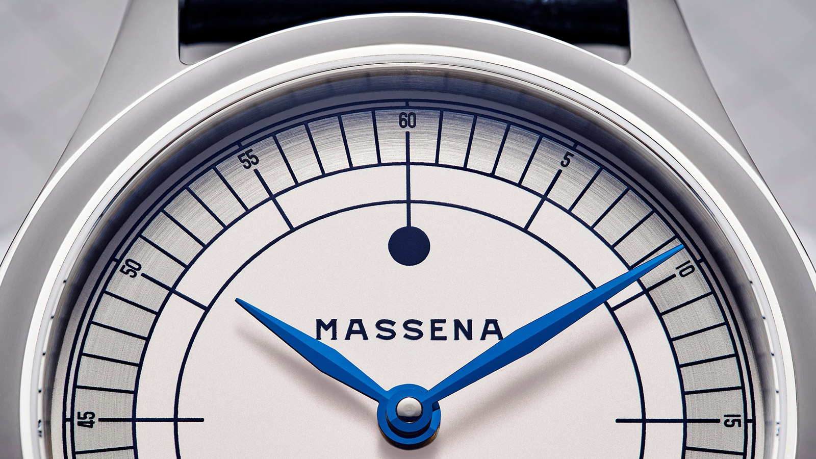 Raúl Pagès Collaborates With Massena LAB To Create The M660 Caliber And ...