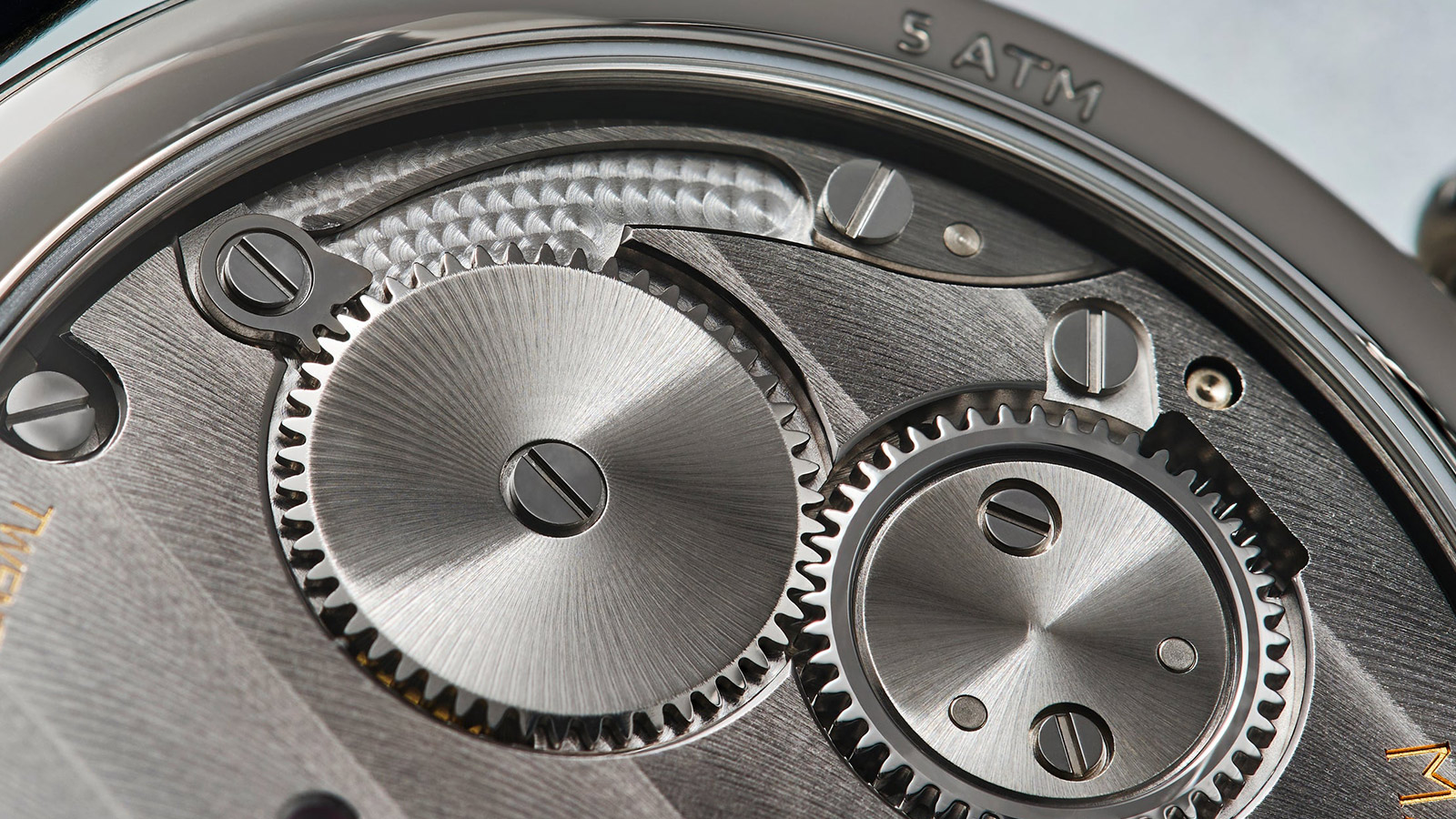 Raúl Pagès Collaborates With Massena LAB To Create The M660 Caliber And ...