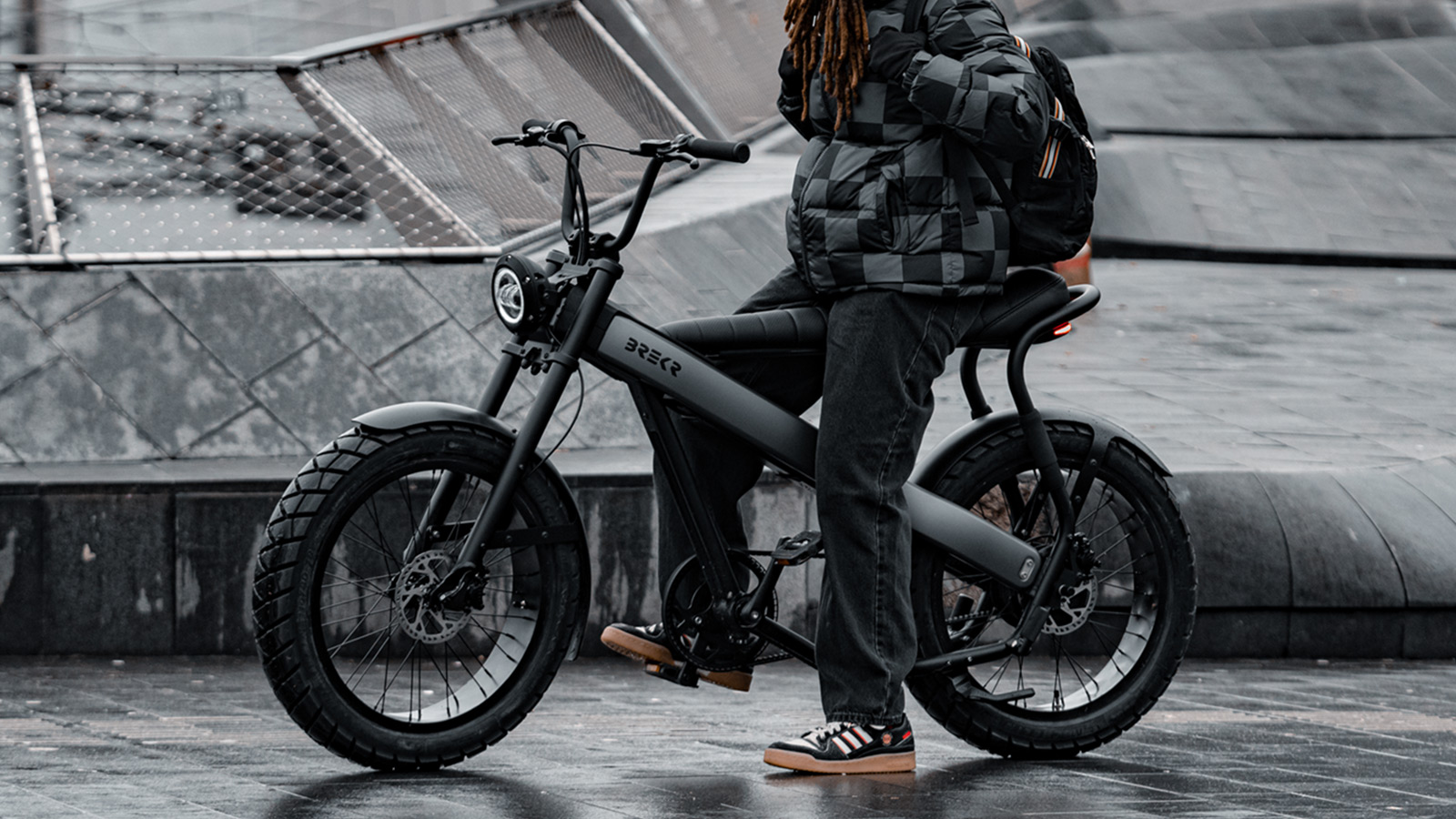 Brekr Model F Is A New E-Bike Styled Like A Moped - IMBOLDN