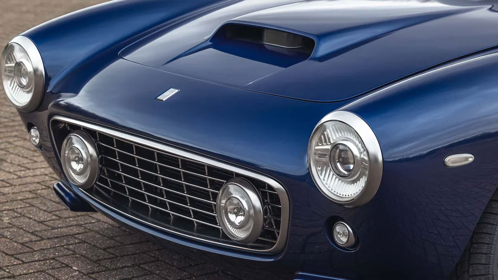 RML Ferrari 250 SWB Is 60s On Top And 90s Maranello Underneath - IMBOLDN