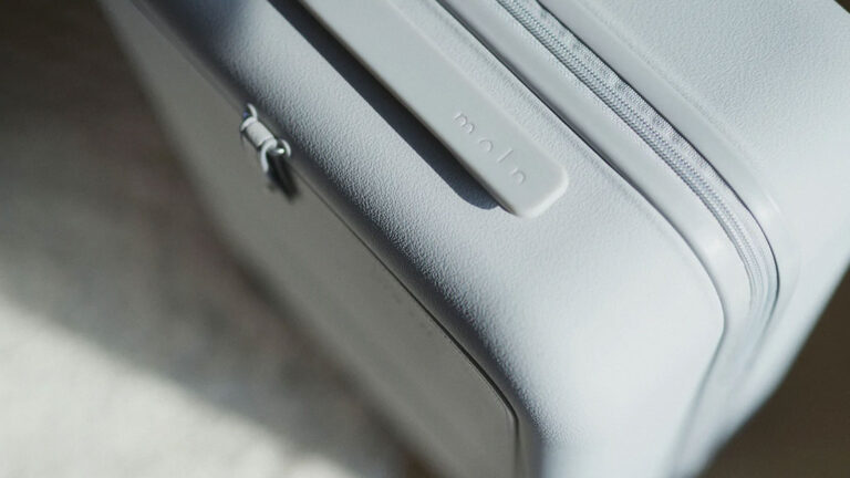 Moln Presents Its Hardshell Suitcase Line - IMBOLDN