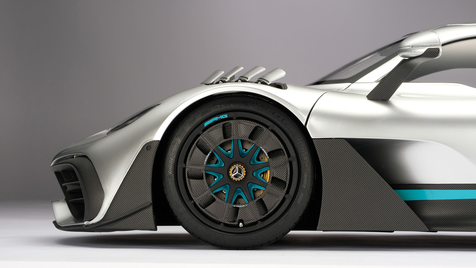 Amalgam Debuts The Mercedes-AMG ONE 1:8 Scale Model - IMBOLDN