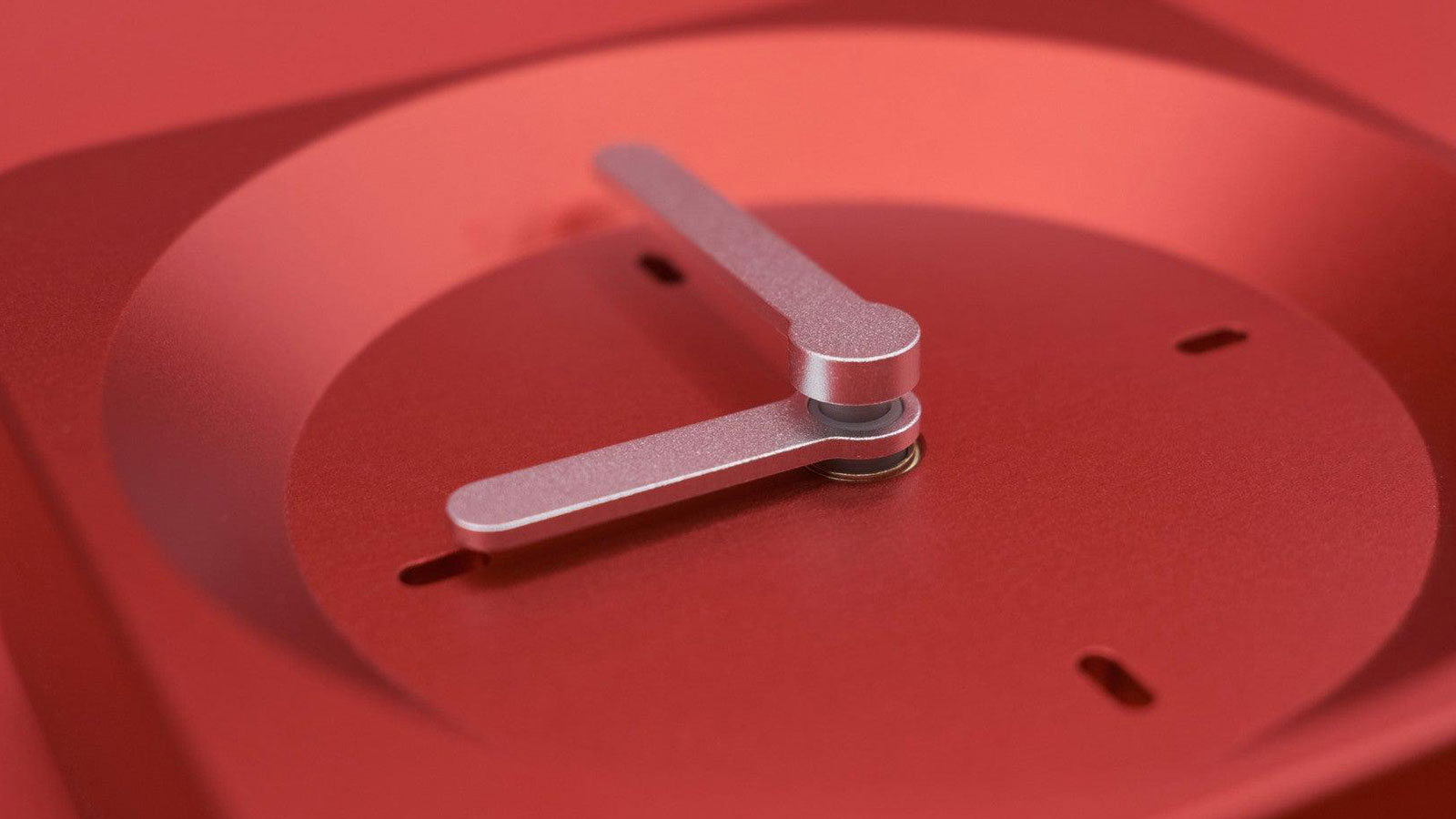 Parallel Introduces Its Companion Clock - IMBOLDN