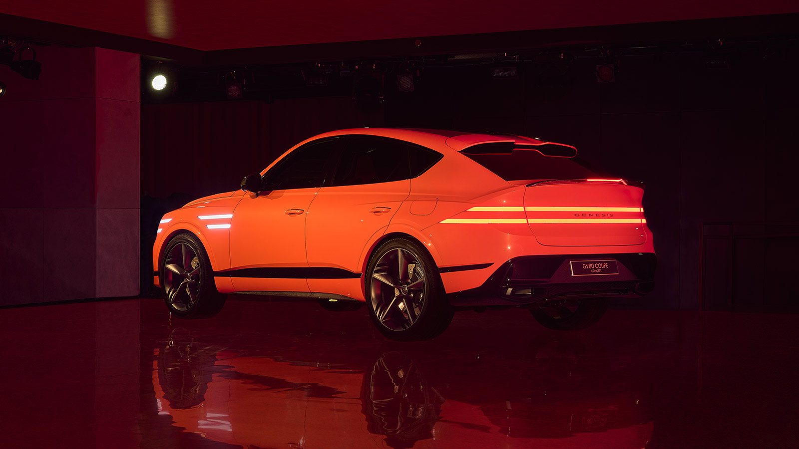 Genesis GV80 Coupe Concept Sports A Slick Back Roof With A Ducktail ...