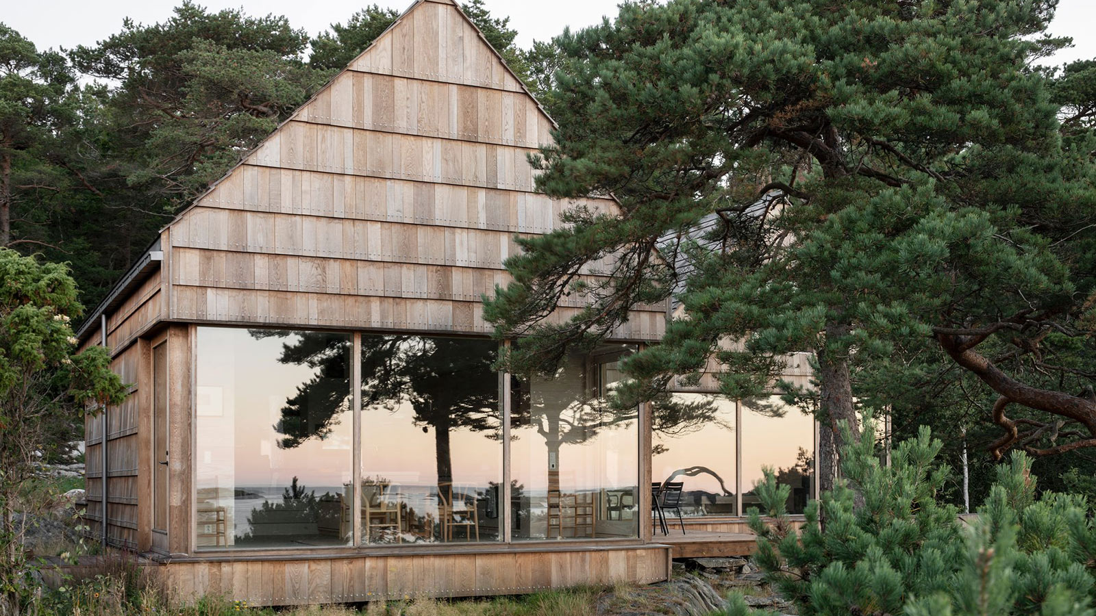 Saltviga House Is A Sustainable Masterpiece On The South Coast Of ...