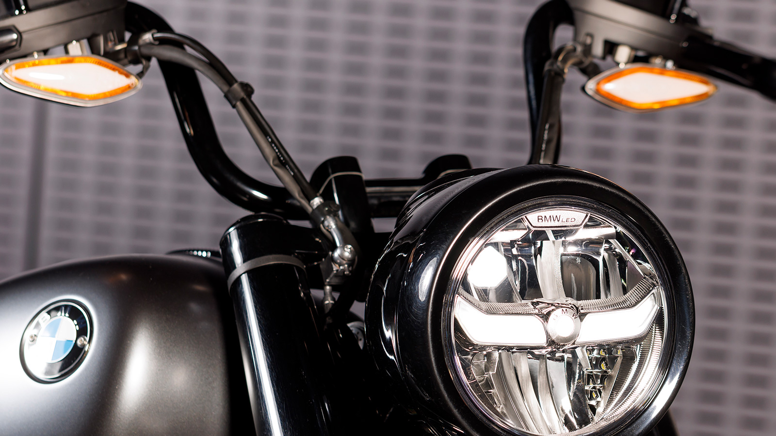 2024 BMW R 18 Roctane Brings A New Shade Of Black To The R 18 Lineup ...