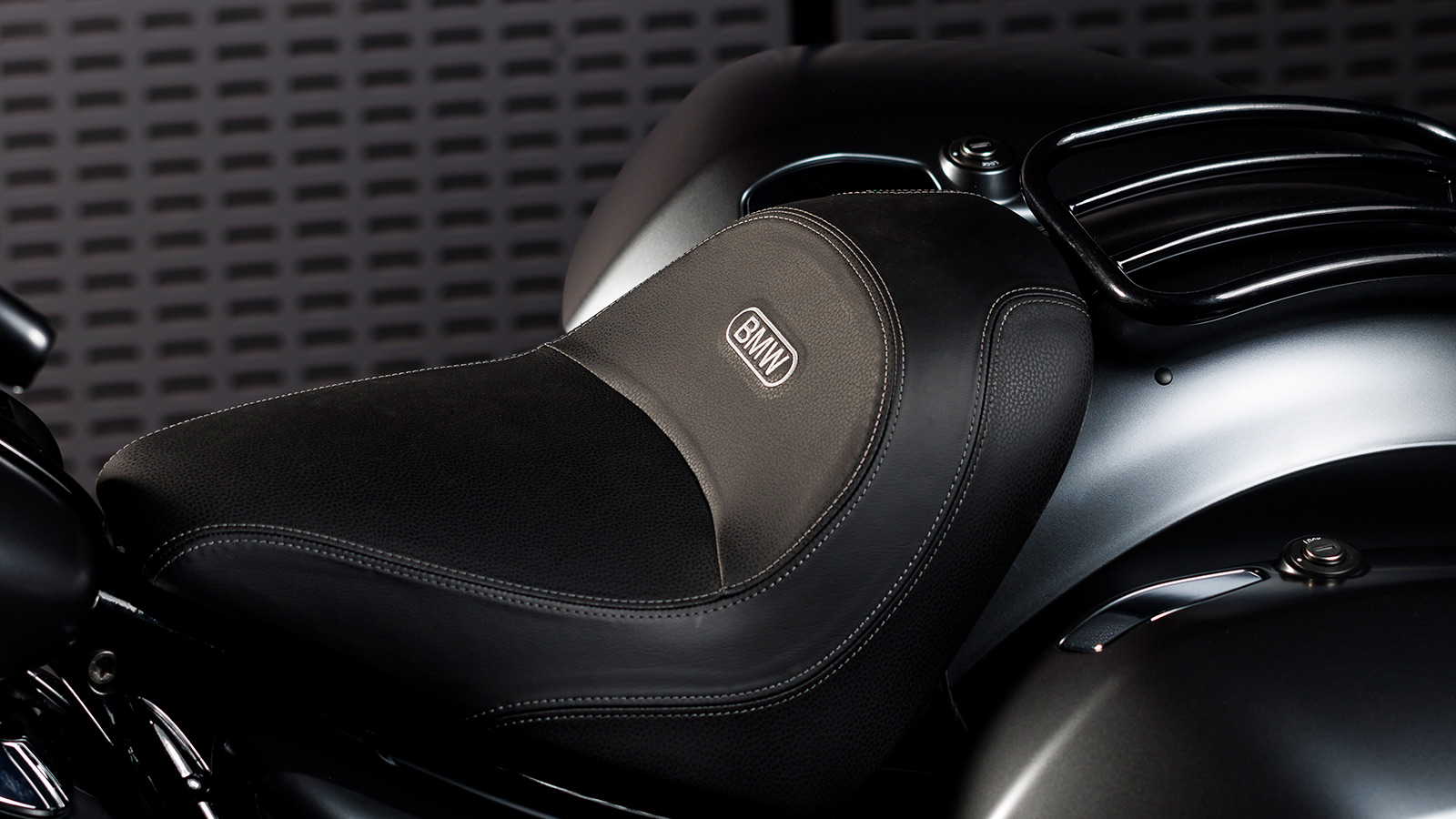 2024 BMW R 18 Roctane Brings A New Shade Of Black To The R 18 Lineup ...