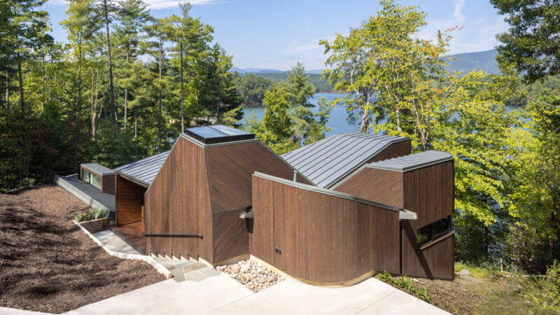 Nebo House Embraces Nature's Beauty In North Carolina - IMBOLDN