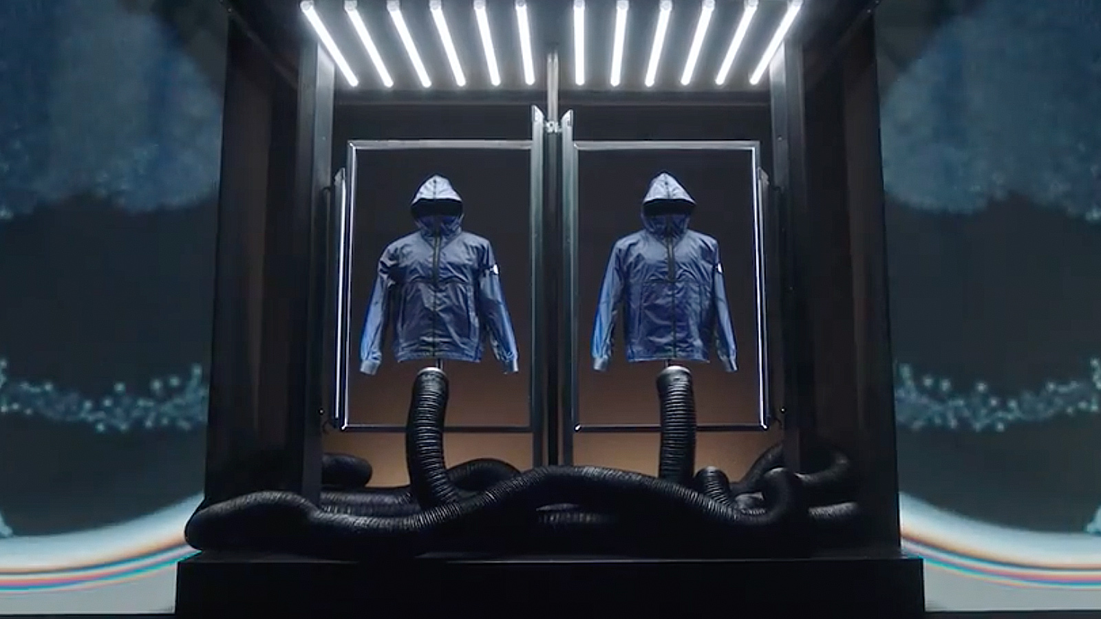 Stone Island Unveils The Series 07_Liquid Crystal Heat Reactive Anorak ...