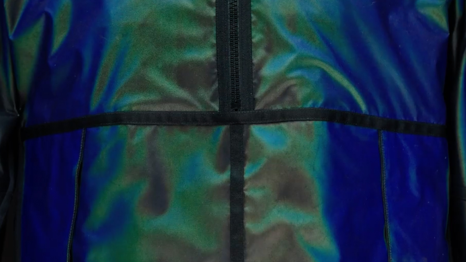 Stone Island Unveils The Series 07_Liquid Crystal Heat Reactive Anorak ...