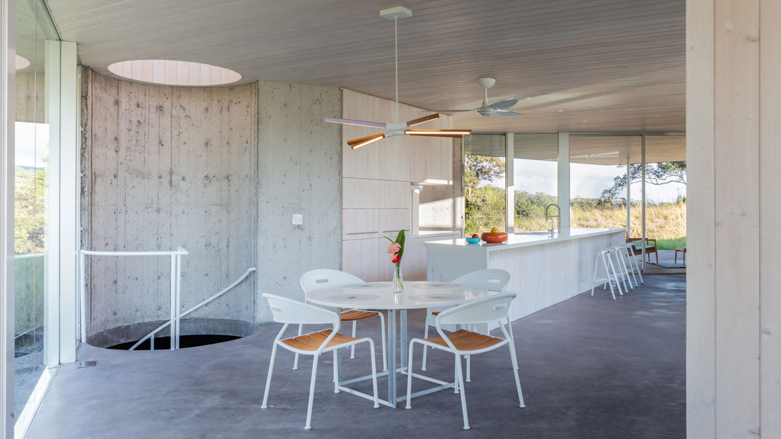 Musubi House Is An Off-Grid Haven On Hawaii's Big Island - IMBOLDN