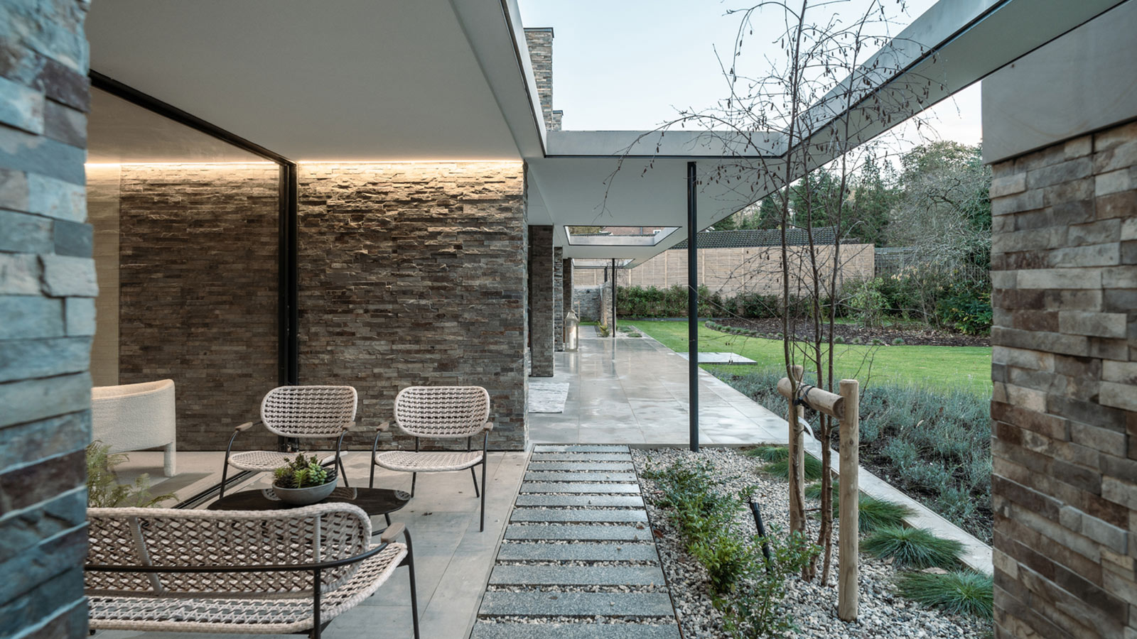 Sandway House Is A Contemporary Oasis That Blurs The Boundaries Between Nature And Architecture ...