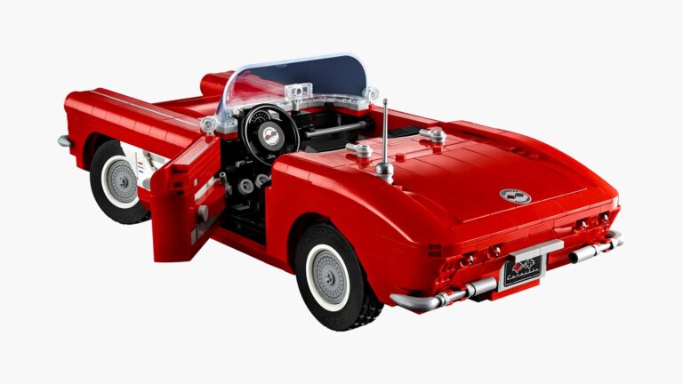 A Brick-Built Powerhouse: The Legendary LEGO Corvette - IMBOLDN