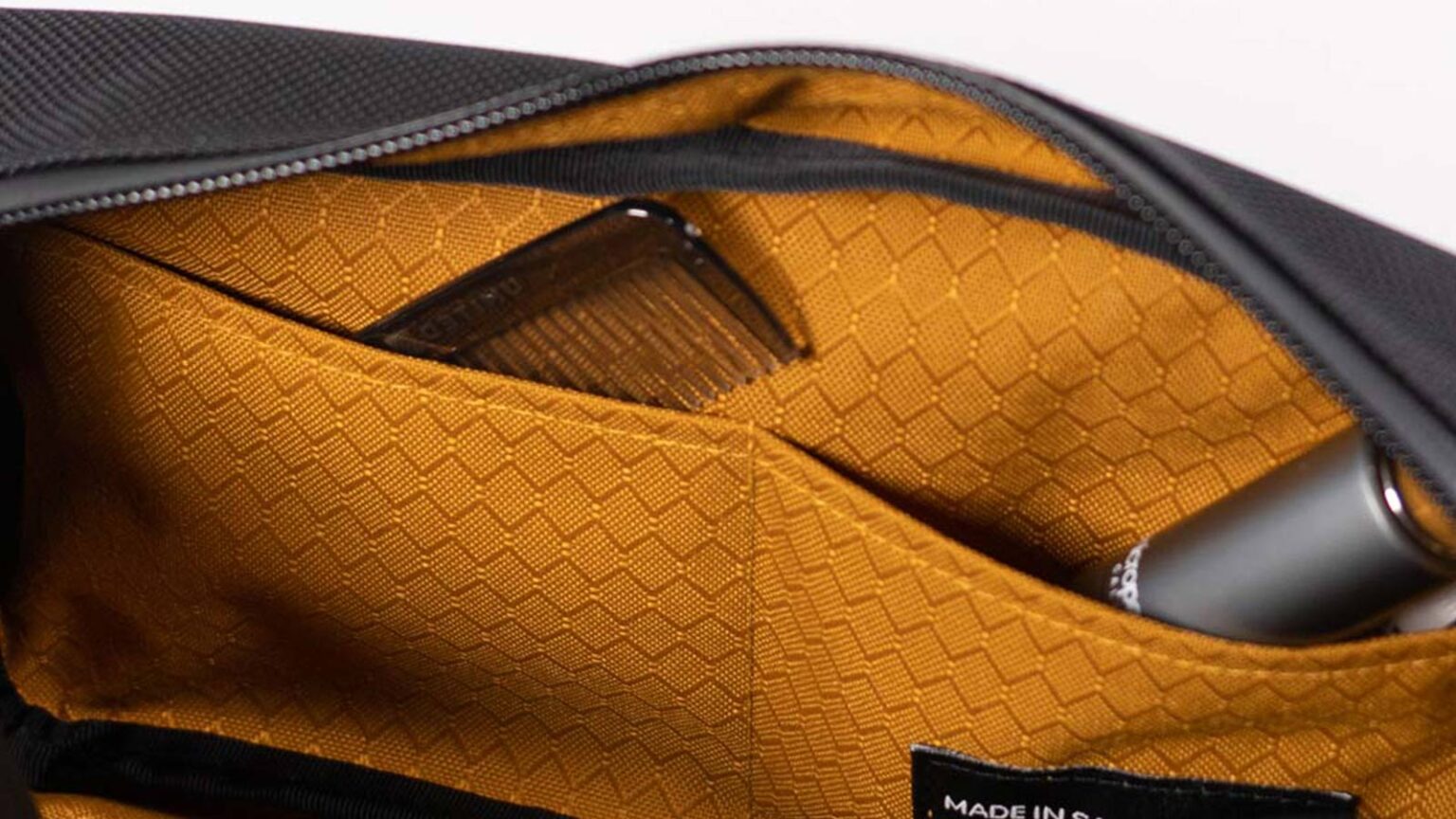 WaterField Designs Introduces The Travel Toiletry Bag - IMBOLDN