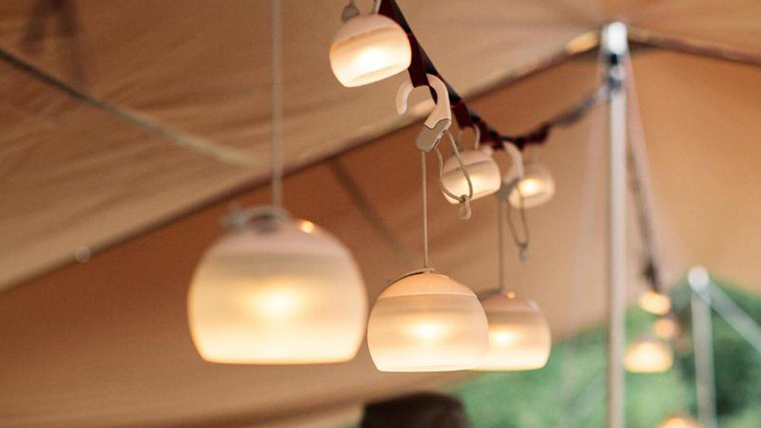 Experience Japanese Ingenuity With The Snow Peak Hozuki Lantern - IMBOLDN