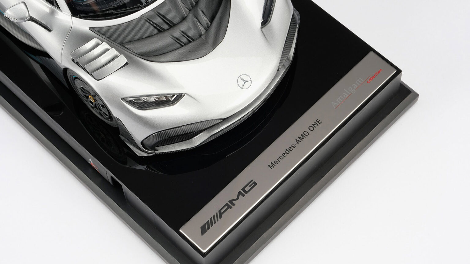 Amalgam Collection Mercedes-AMG ONE: A Tribute To Hypercar Excellence ...