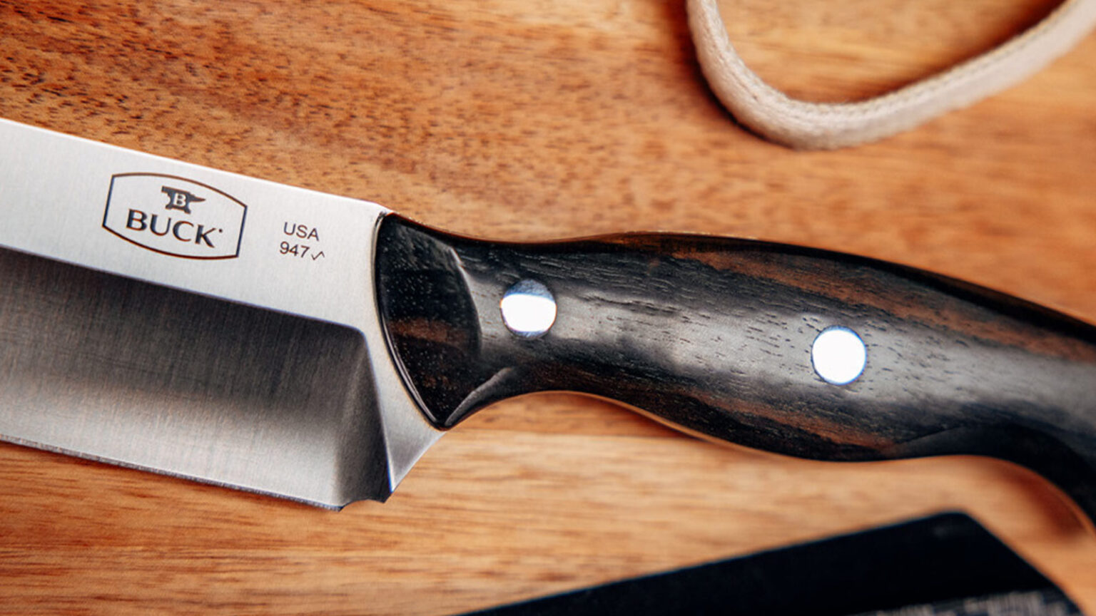 Unveiling The Exquisite Buck Knives Model 947 Breaking Knife - IMBOLDN